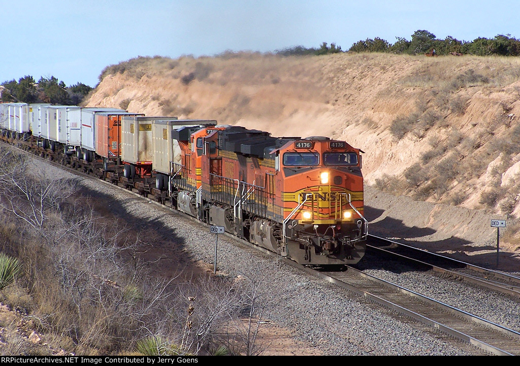 BNSF 4176